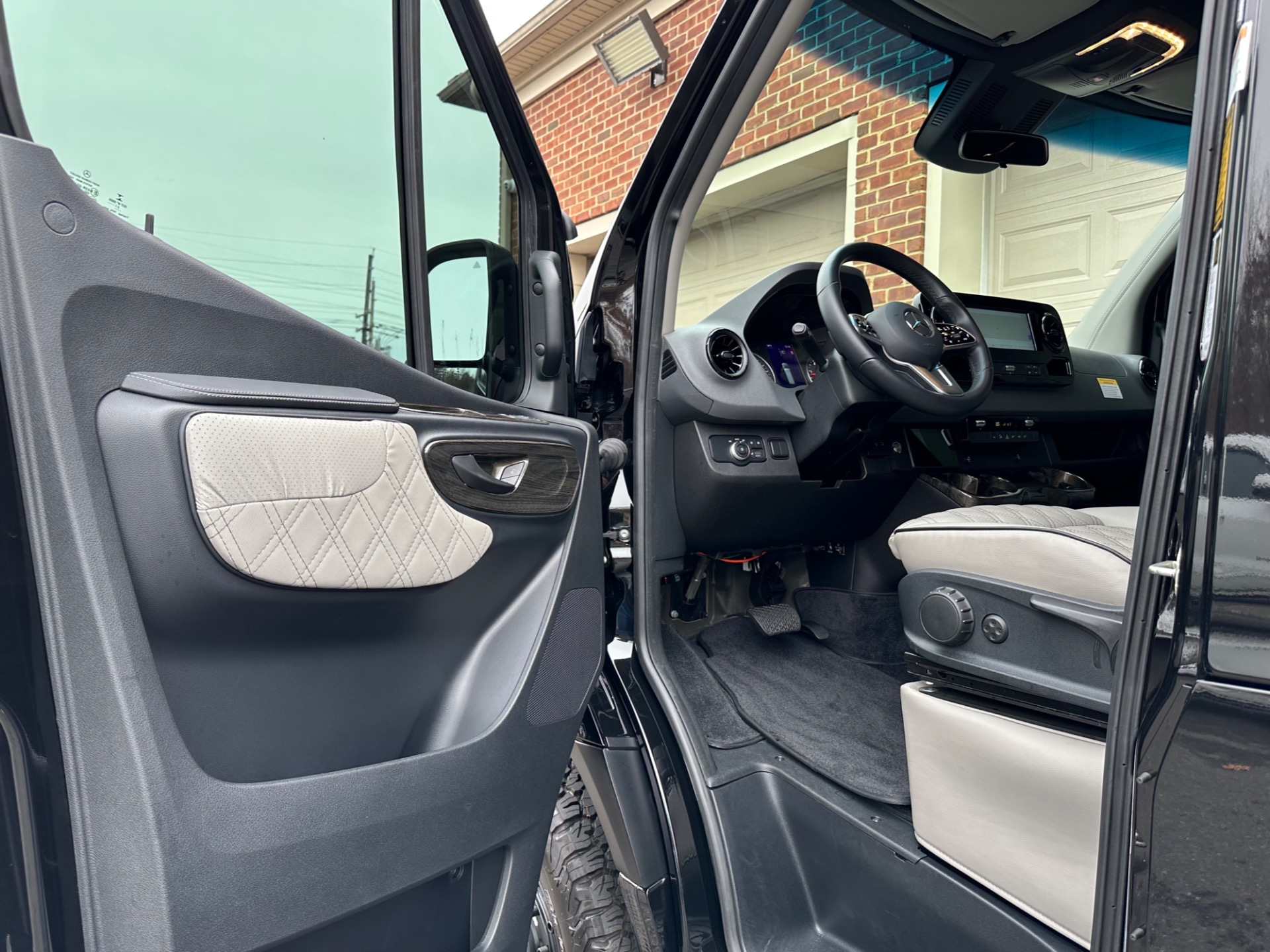 2021 Mercedes-Benz Sprinter 2500 High Top Conversion Stock # 073337 for ...