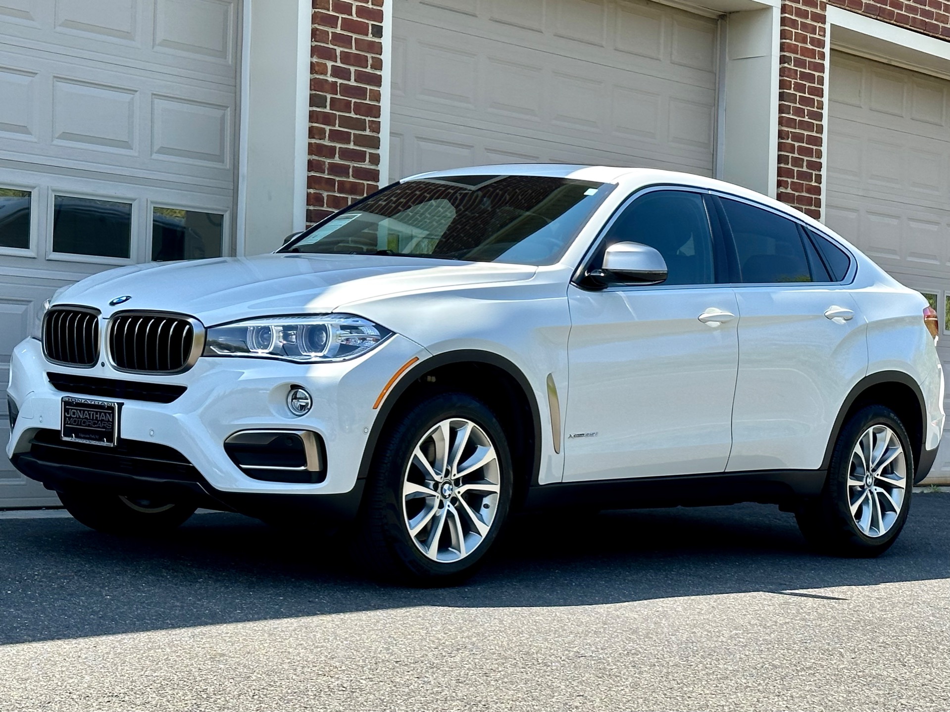 2019 BMW X6 xDrive35i Stock # Z65474 for sale near Edgewater Park, NJ | NJ BMW Dealer