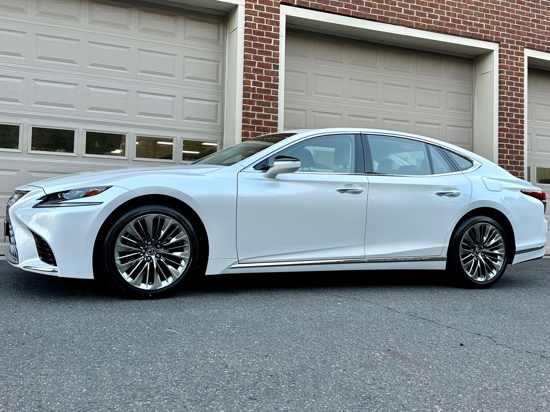 2020 Lexus LS 500 AWD Stock # 008520 for sale near Edgewater Park, NJ | NJ Lexus Dealer