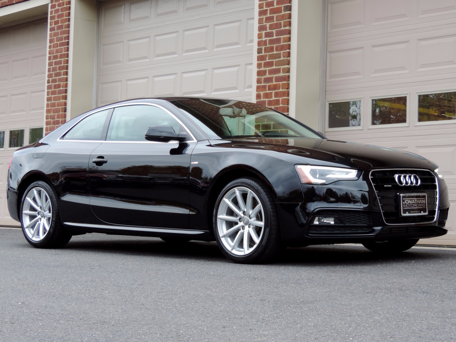 Luxus 2015 Audi A5 Premium Bild